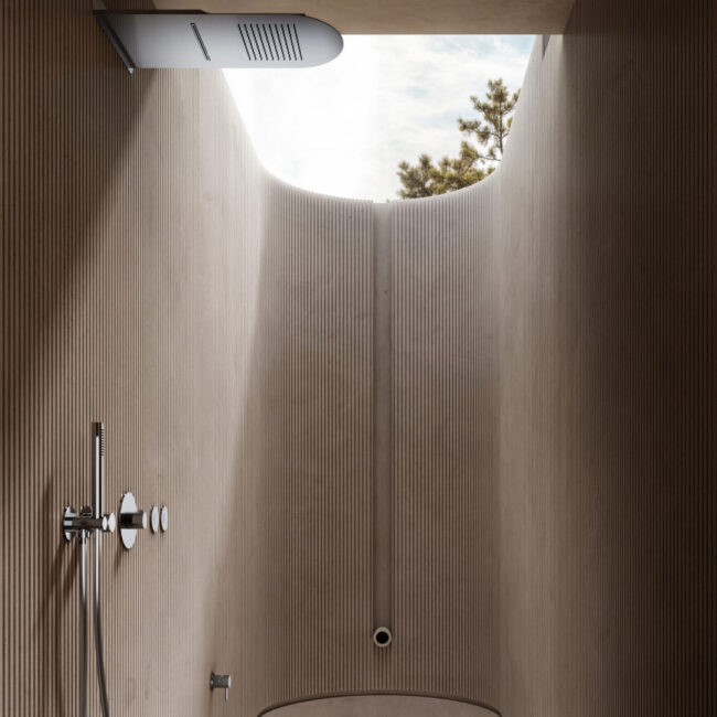 Freestanding outdoor showers in 316L stainless steel: Aquaelite’s made ...